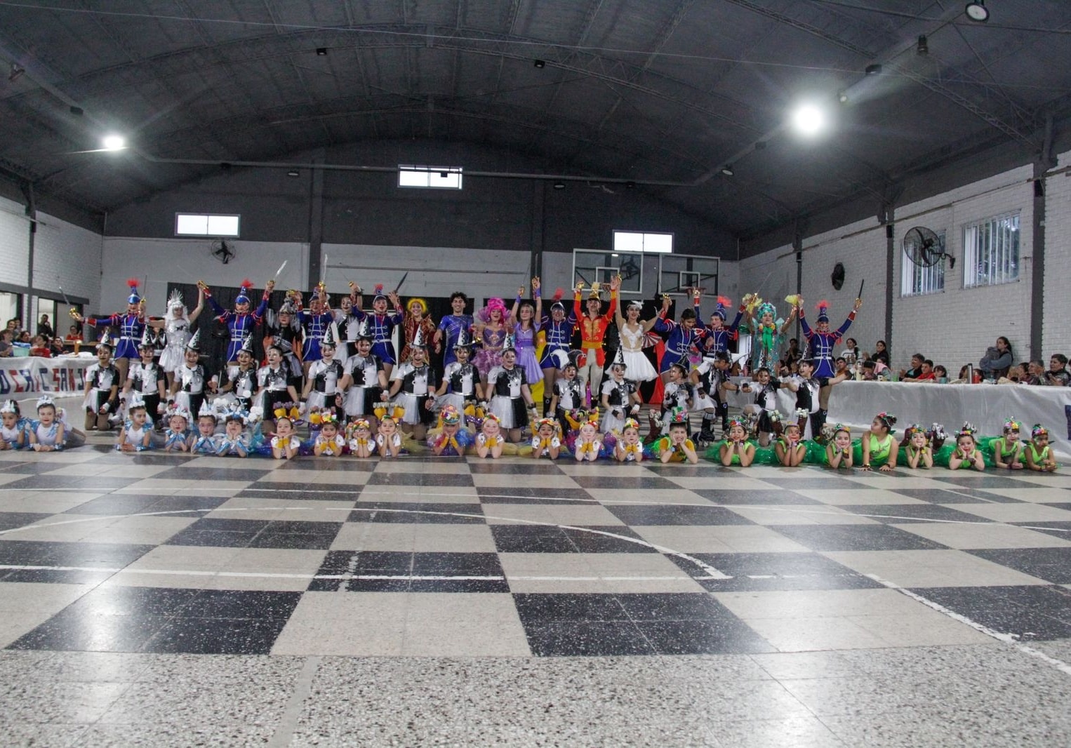 Patín San Jorge: Presentaron temática 2025, en una tómbola y chocolate